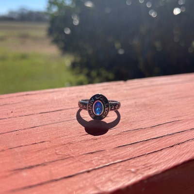 Women's Class Ring Fully Customized for High School and College Grads ...