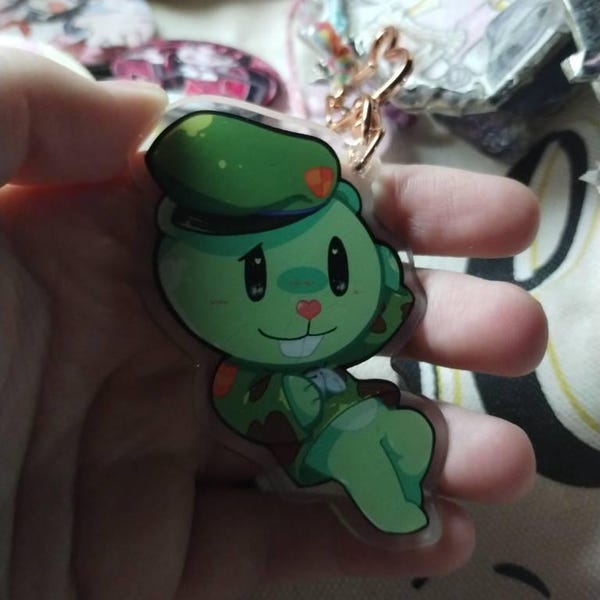 Happy Tree Friends Acrylic Keychains // Hang in There! - Etsy