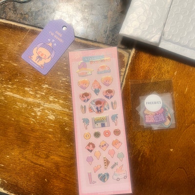 BTS Gummy Bears Shaker Charms - Etsy