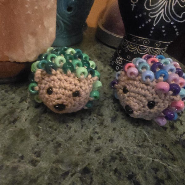 Beaded Fidget Hedgehog Crochet Pattern | Crochet Fidget Toy | Fidget ...