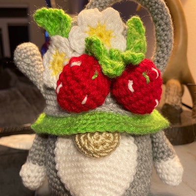 Crochet Pattern Watering Can Gnome Garden Gnome PDF Tutorial - Etsy