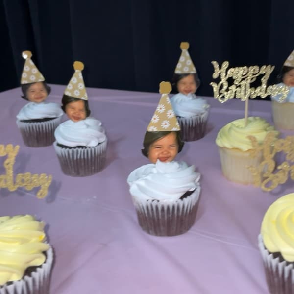 Retro Daisy Cupcake Topper, Daisy Cupcake Toppers Printable, Daisy ...