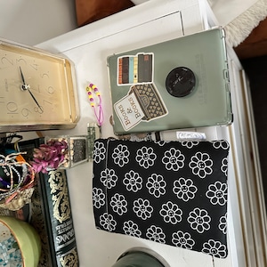 Kindle Paperwhite Sleeve Padded Friends Kindle Sleeve - Etsy