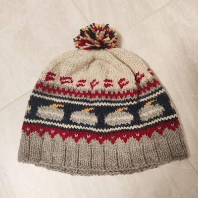 PDF Knitting Pattern Curling Hat - Etsy