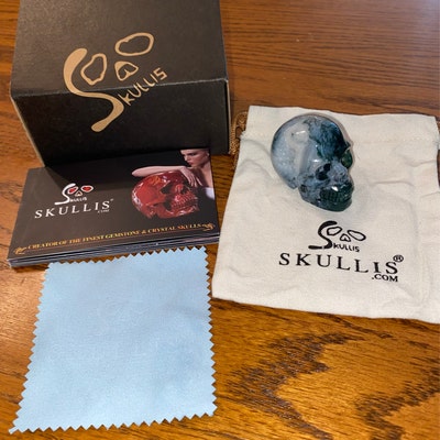 Skullis Crystal Skull, 2.0 Black Obsidian Hand Carved Gemstone Skull ...