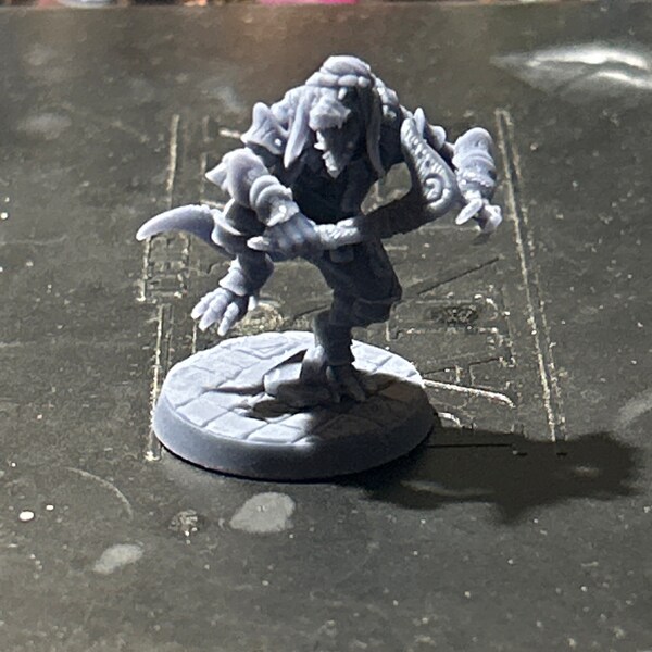 Blacktongue Assassin With a Crossbow Elf Ranger AG Miniature Dungeons ...