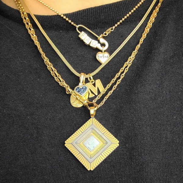 Rainbow Wire Keychain With Capacitor Accent - Pride Keychain - LGBTQ ...