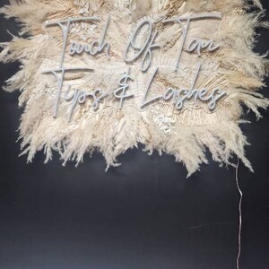 Pampas and Neon Sign, Salon Flower Decor, Wedding Arrangement, Dried ...