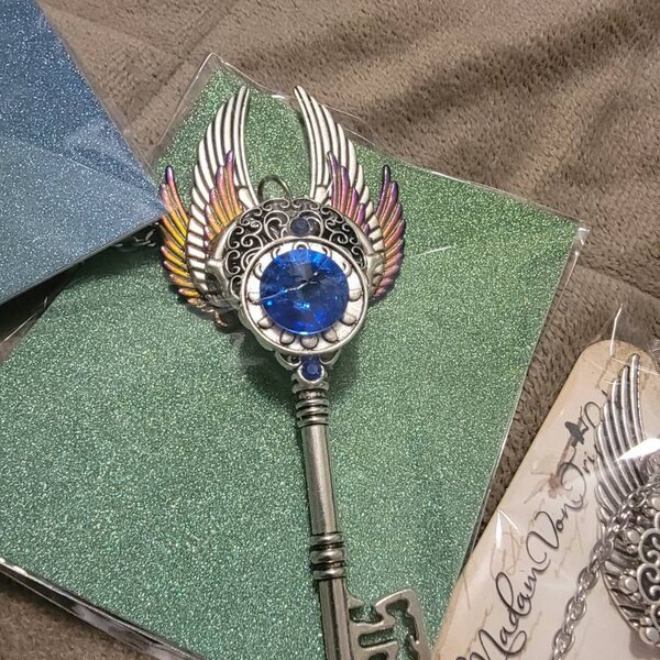 Biblically Accurate Angel Skeleton Key Pendant / Witch Fantasy Key ...