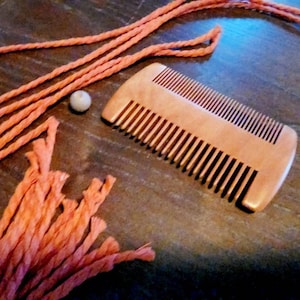 Macramé Fringe Comb With Hand Painted Floral Design - Etsy