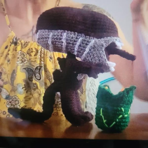 Crochet PATTERN Lil'xeno | Cute and Little Scary Amigurumi Alien From ...