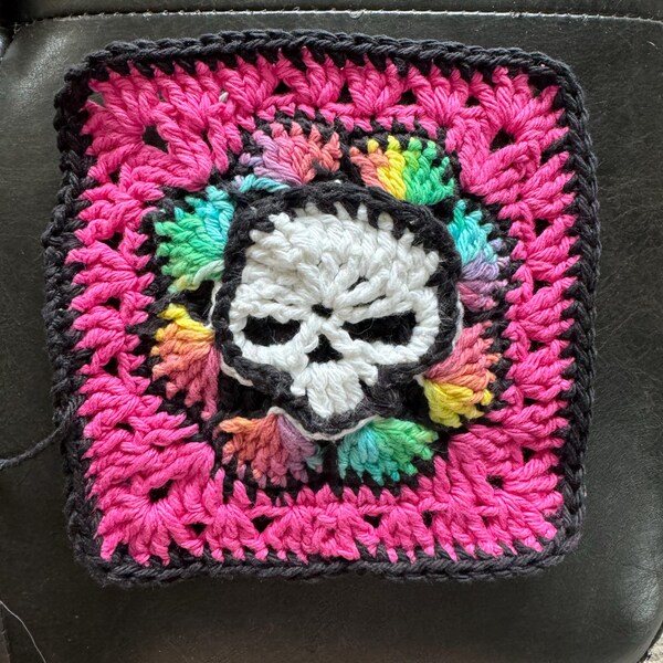 Skull Granny Square: Crochet Skull Sunflower Granny Square PATTERN ...