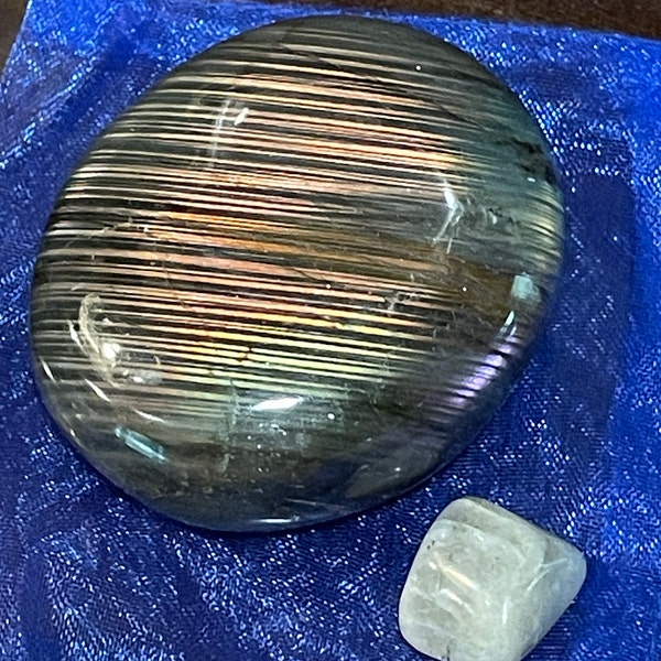 Green Flash ~ Labradorite Palm Stones, Crystal, Pocket Stones ...