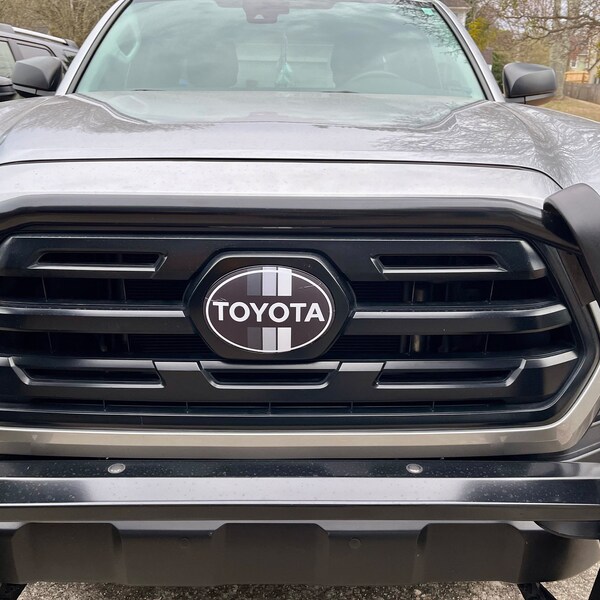 2018-2023 Toyota Tacoma Grey-striped Vintage Front Emblem Vinyl Overlay ...