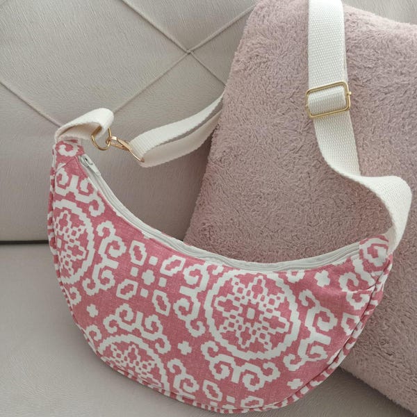 Crescent Bag Sewing Pattern, Half Moon Crossbody Bag, Hobo Shoulder Bag ...