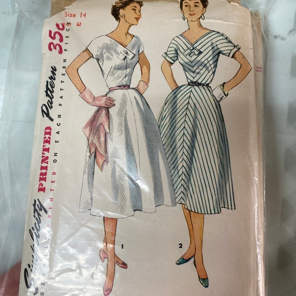 1952 Simplicity # 3897 Sundress and Redingcote. Pattern Sz 12 Bust 30B ...