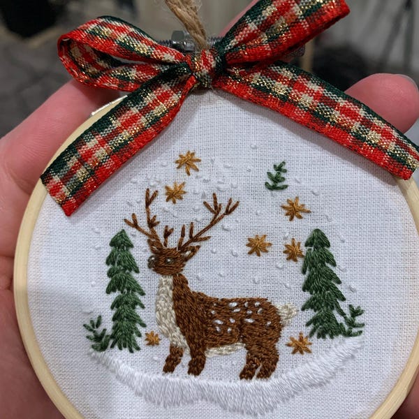 Floral Chicken Embroidery Pattern, PDF Pattern, Hen & Hare, Beginner ...