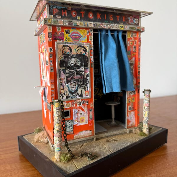 Haunting Abandoned Bus Stop Diorama - Hyper Realistic Miniature Display ...