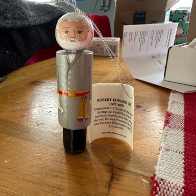 MOLLY PITCHER, Heroine of American Revolution, Ornament, Hand Painted ...