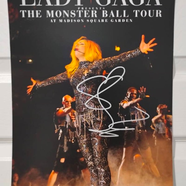 System of A Down – TOXICITY Signed By: Serj Tankian and Daron Malakian ...