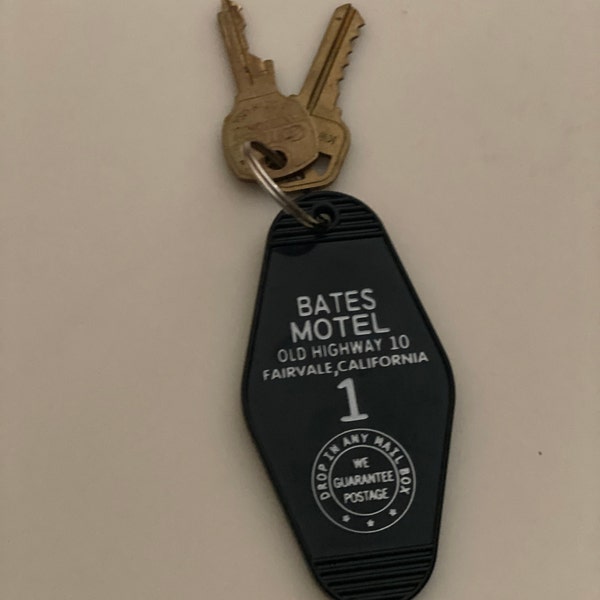 On SALE! PSYCHO BATES Motel Room 1 Keychain, Key Fob Horror Movie Prop ...