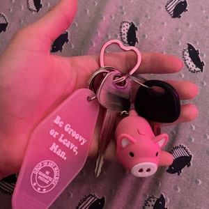 Pink 3D Pig Keychain With LED Nose Light and Sound Piggy Tan Black ...