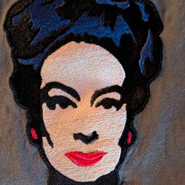 Crown Embroidery Design for Machine Embroidery- Dst, Exp, Dst, Pes, Pec ...