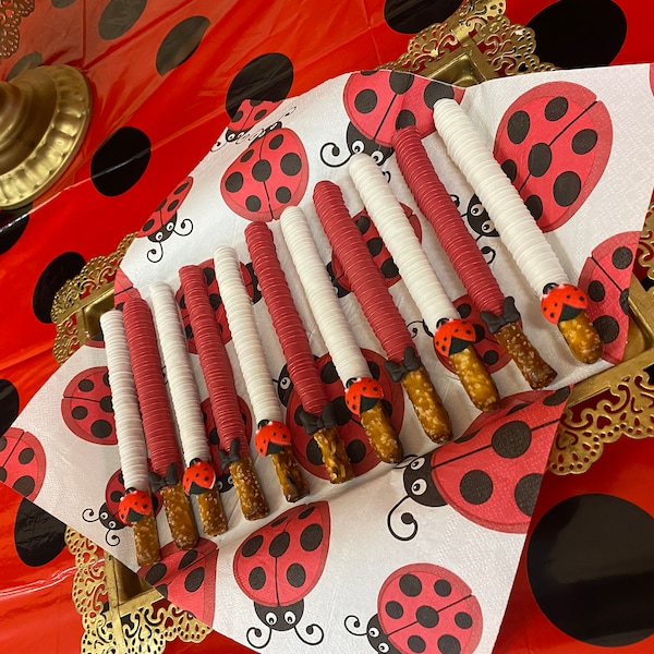 LADYBUGS Edible Sugar Decorations - 24 Pieces Cupcake or Cake Toppers ...