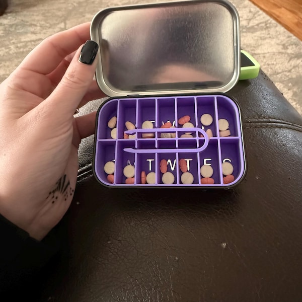 Altoids-style Pill Organizer Tin With 7 Day AM/PM Insert & Tweezer ...