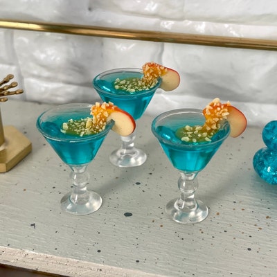 1:6 Scale Miniature Appletini Martini Drink With Caramel - Etsy