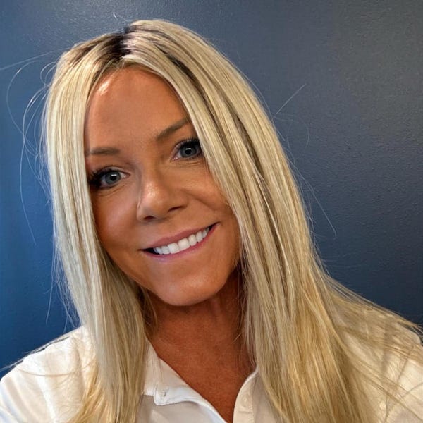 Remi Light Density 16”- 21.5" Neutral Blonde Layered With Curtain Bangs ...