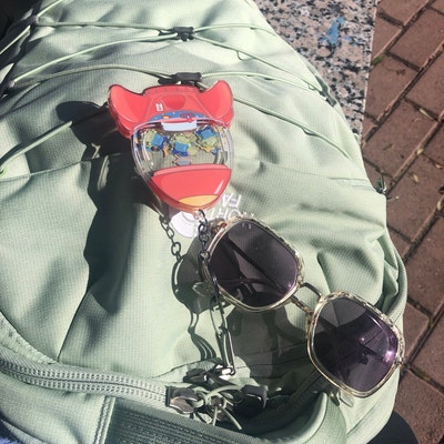 The Claw Shaker See Through Acrylic Keychain/ Toy Story Alien Disney ...