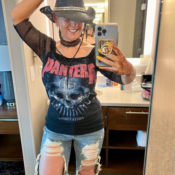 Motley Crue Girls Girls Girls Print Mini Dress Fishnet Sleeves Tunic ...