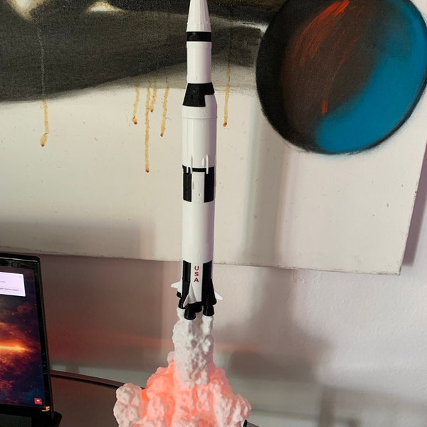 Apollo 11 Saturn V Rocket Lamp - Etsy