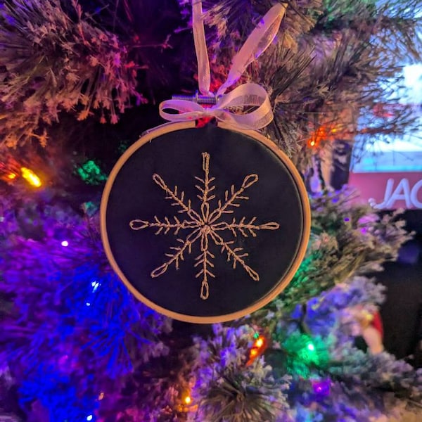 Five Snowflakes Christmas Embroidery Pattern + Video Tutorial, Beginner Embroidery PDF Pattern ...