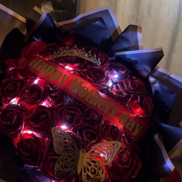 Graduation Roses Bouquet Glitter Flowers Class of 2025 Congratulations ...