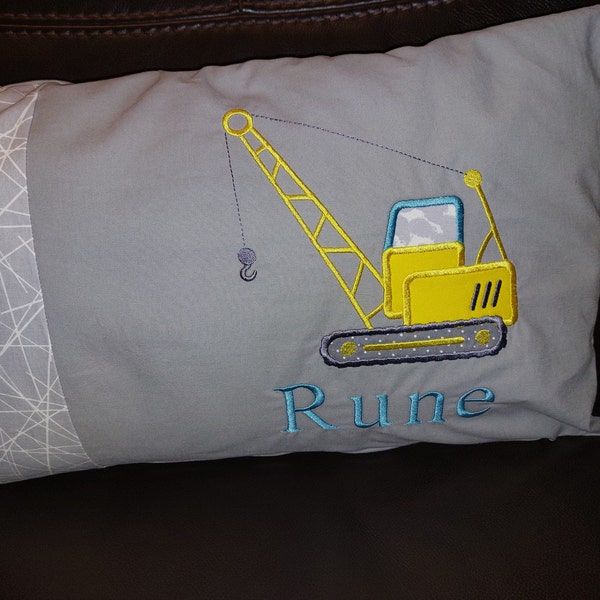 Crane Embroidery Applique Design. Crane Embroidery Design. Crane ...