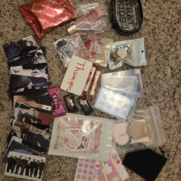 Kpop Box Gift for Kpop Fans Handmade Accesories K-pop Merch - Etsy
