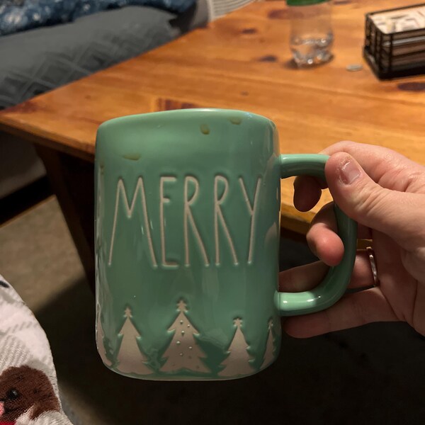 Dr Seuss the Grinch and Max 9 Piece Christmas Dinnerware Set Melamine ...