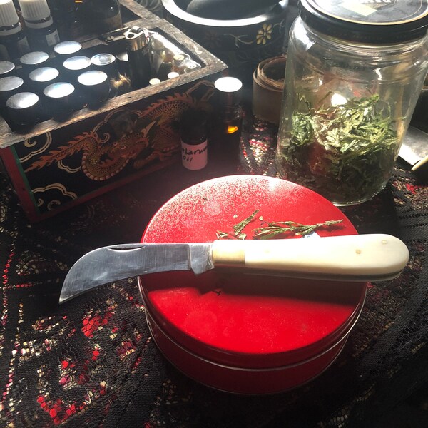 Hand BOLINE Bolline Sickle Herbalist Tool Druidic Ritual Druid ...