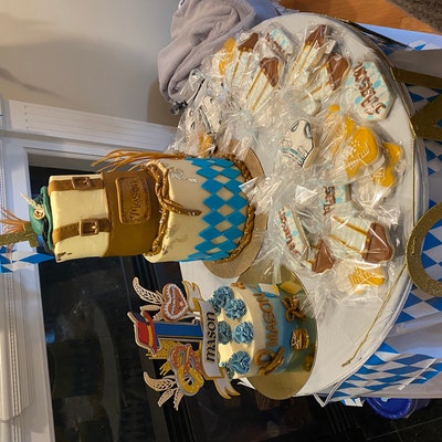 Oktoberfest German Theme Cake Topper - Etsy