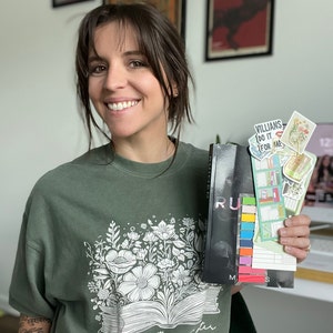 SJM Original Design White Print to the Stars Who Listen and the Dreams ...