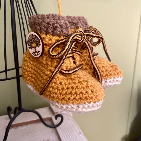 Wood Cat Cutout Decoration, Handmade Feline Figure, DIY Cat Craft ...