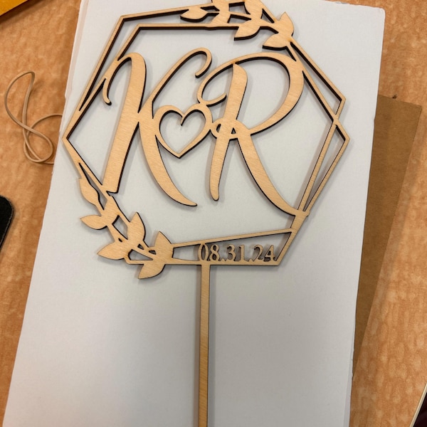 Personalized Monogram Cake Topper, Bride & Groom Initials Topper With ...