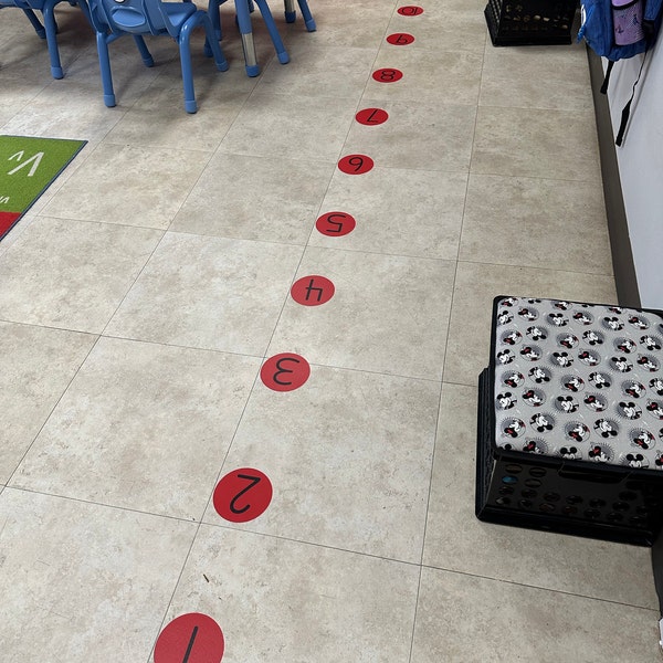 Classroom Line up Dots / Paw Prints / Classroom Decor / Floor Dot ...