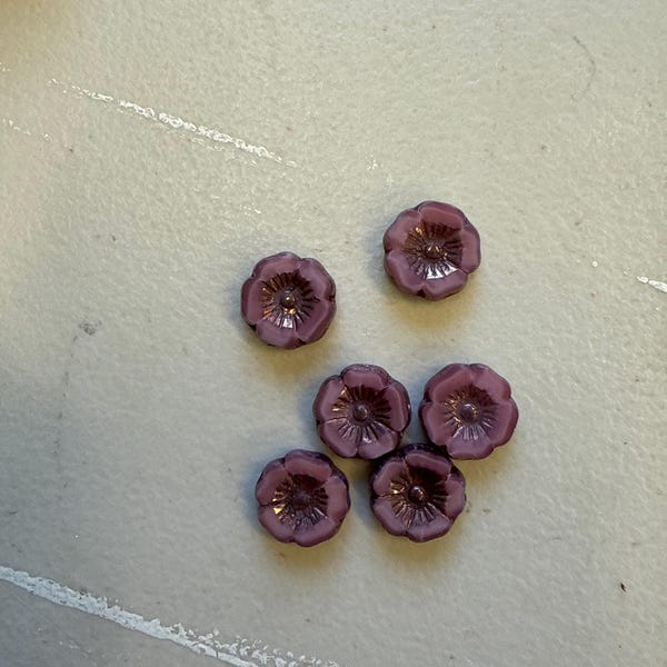 Czech Glass Lily Flower Beads Light Grey Silk Opaque With Gold Wash ...