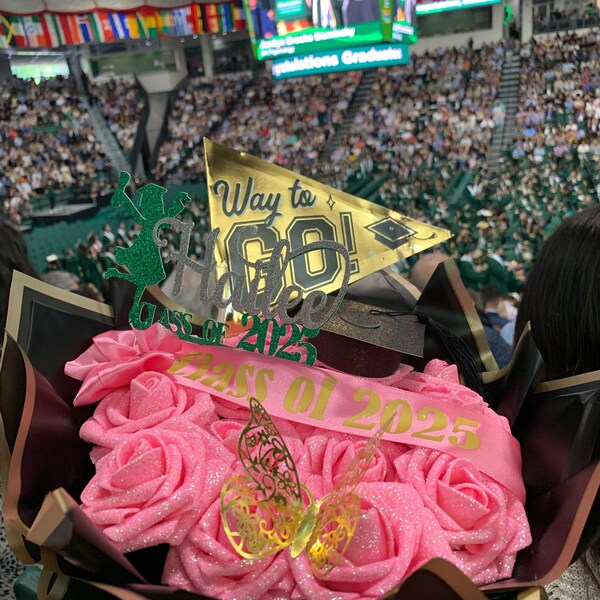 Graduation Roses Bouquet Glitter Flowers Class of 2025 Congratulations ...