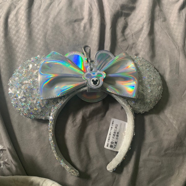 Holographic Mouse Ear Holder - Mouse Head - Ear Buddy - Mask Holder ...