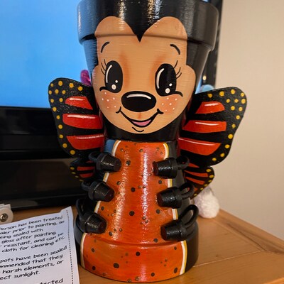 Clay Pot BUMBLE BEE Hand Painted Terra Cotta Pots Pot Heads - Etsy