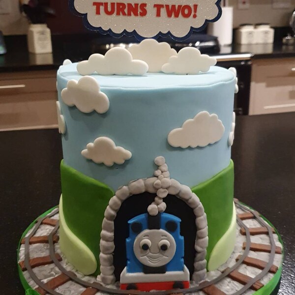 Thomas the Tank Engine Edible Sugar Paste Cake Topper - Etsy UK